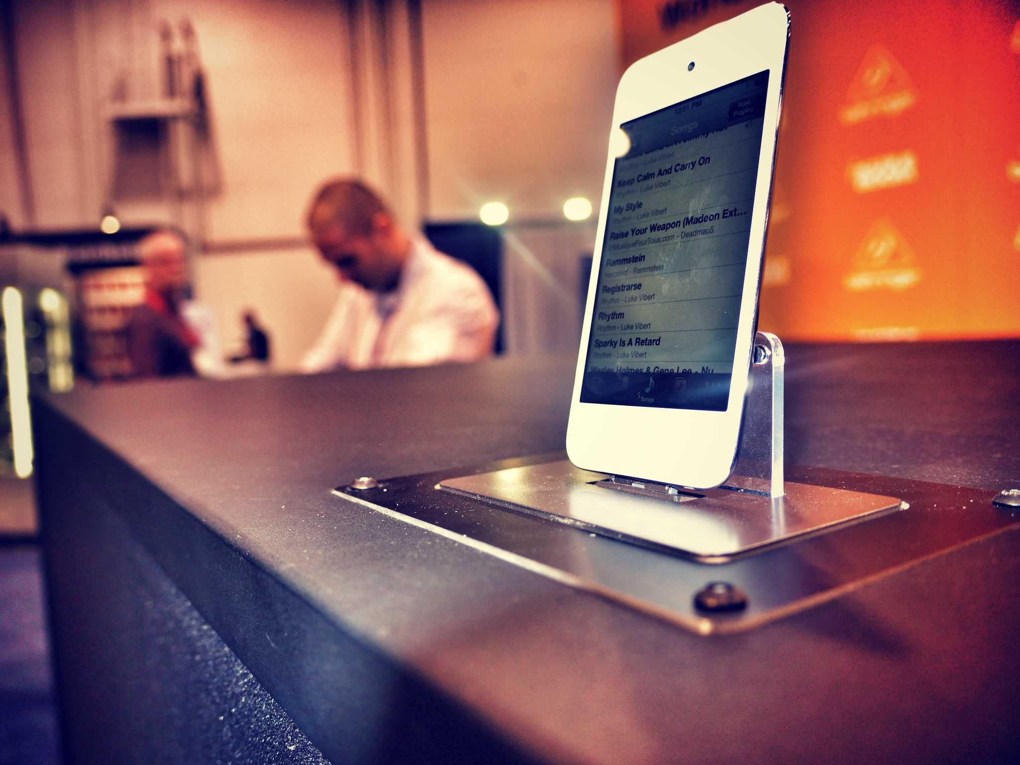 The iNuke Boom iPod Dock Is So Big You'll Need A Forklift To Move It ...