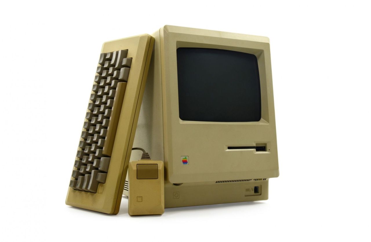 Cult of Mac and iFixit Teardown the Original Macintosh 128k [Feature ...