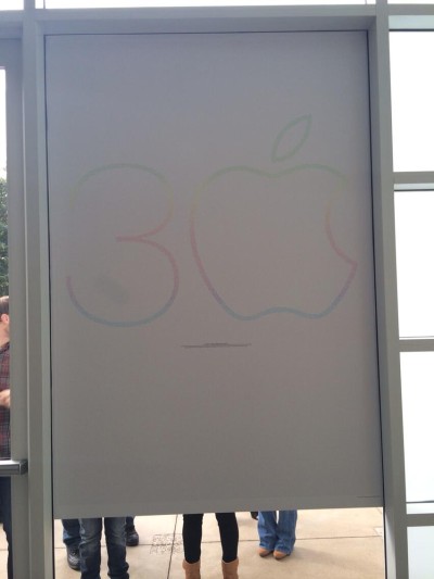 It's Party Time at Apple HQ! Check Out These Photos From Cupertino ...