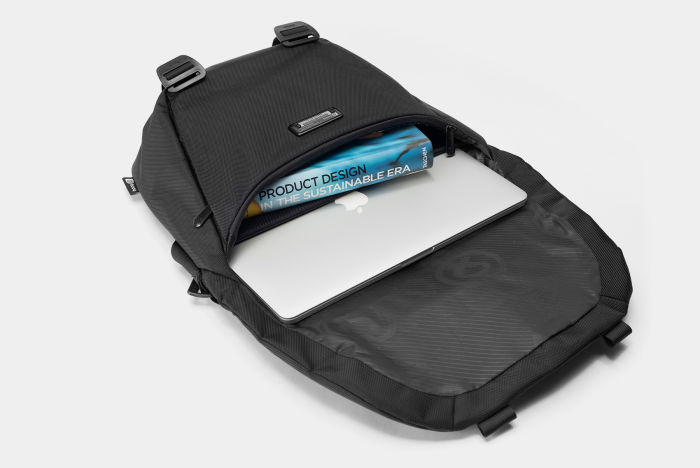 The booq bag that keeps your tech gear in a Shadow | Cult of Mac