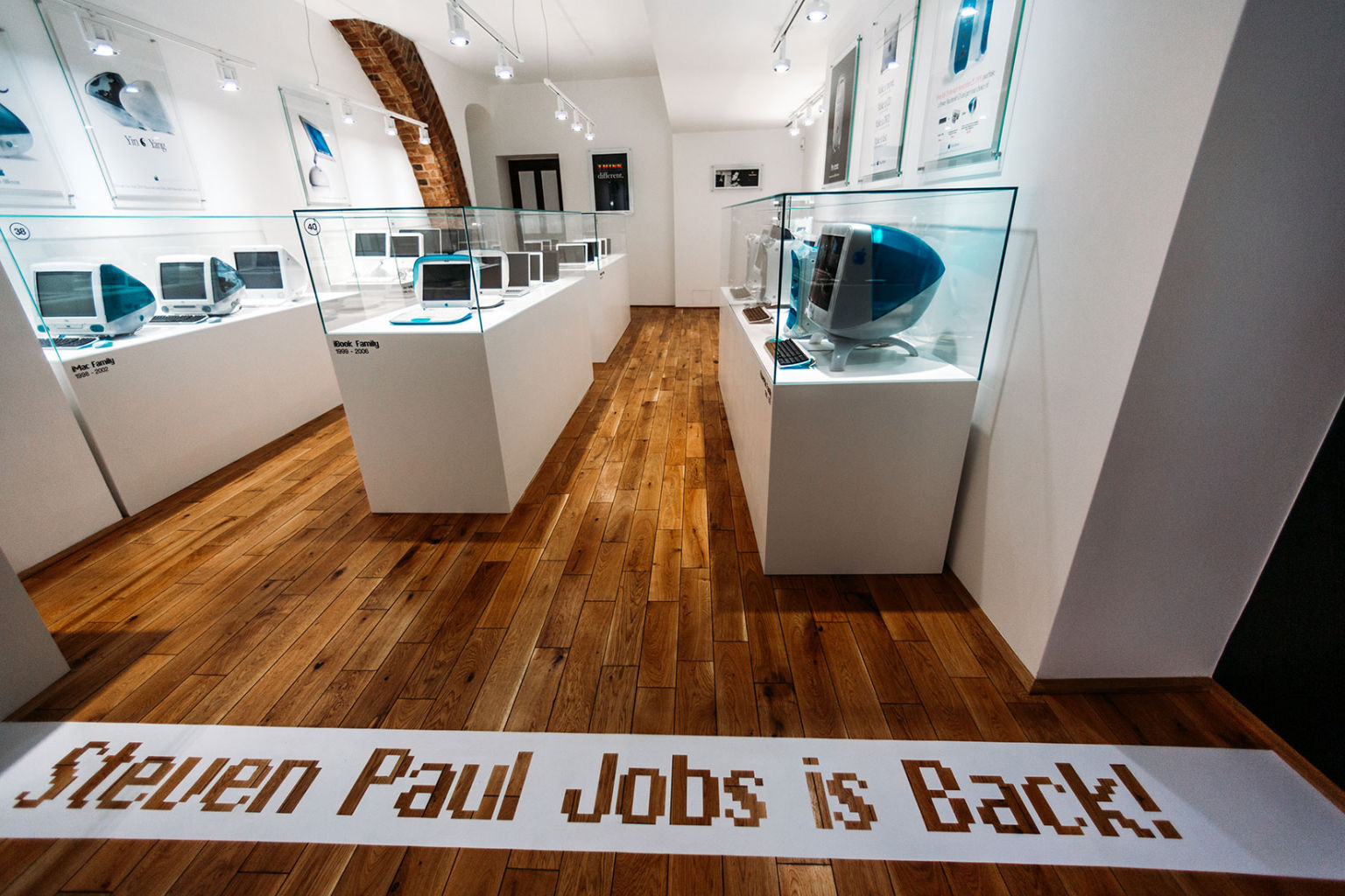 Prague Apple museum offers intimate look at Steve Jobs
