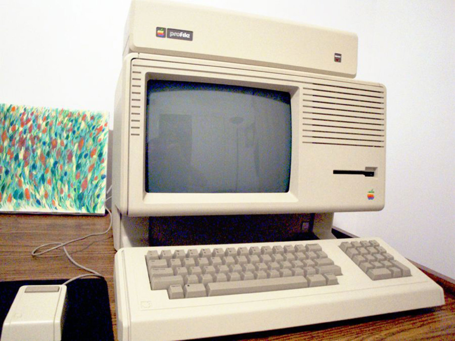 Apple collectibles are a seller's market