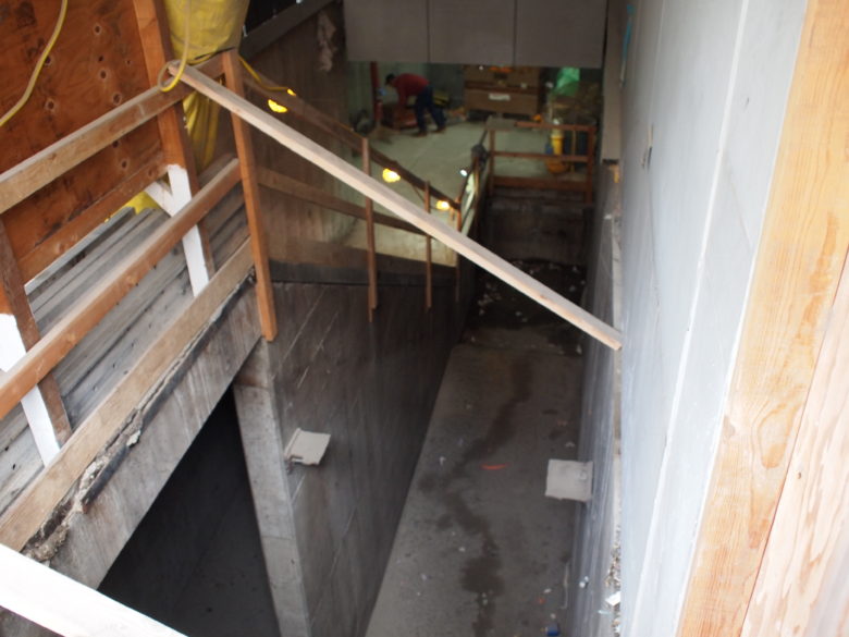 Apple is demolishing the original San Francisco Apple Store