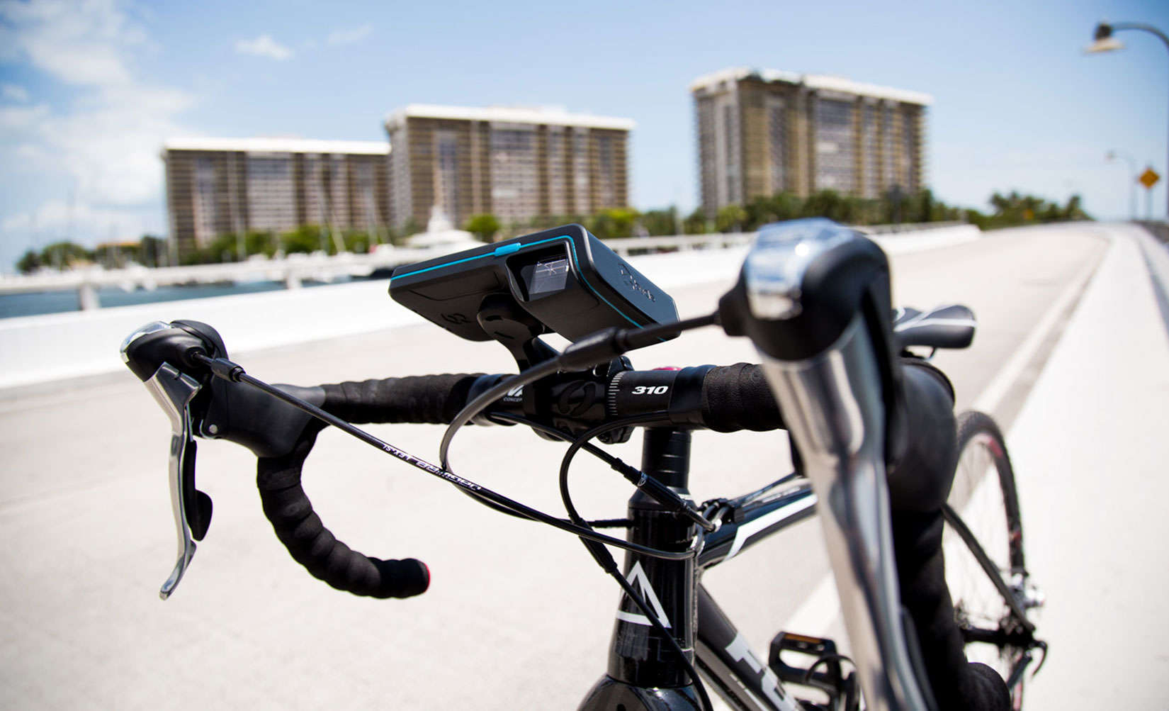 Handlebar mount makes the iPhone a cyclist’s best friend | Cult of Mac