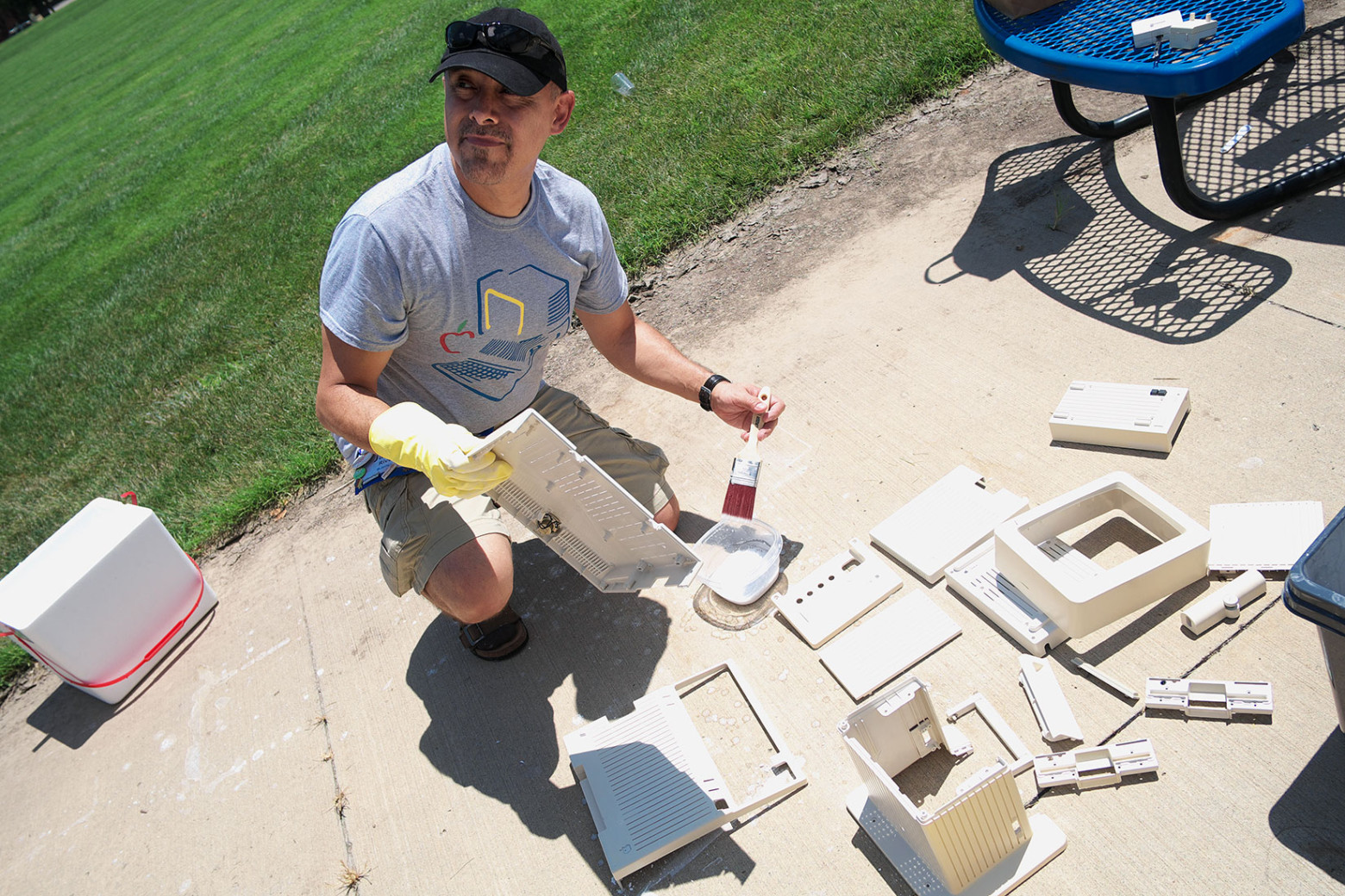 This toy Mac built for dolls now runs Photoshop | Cult of Mac