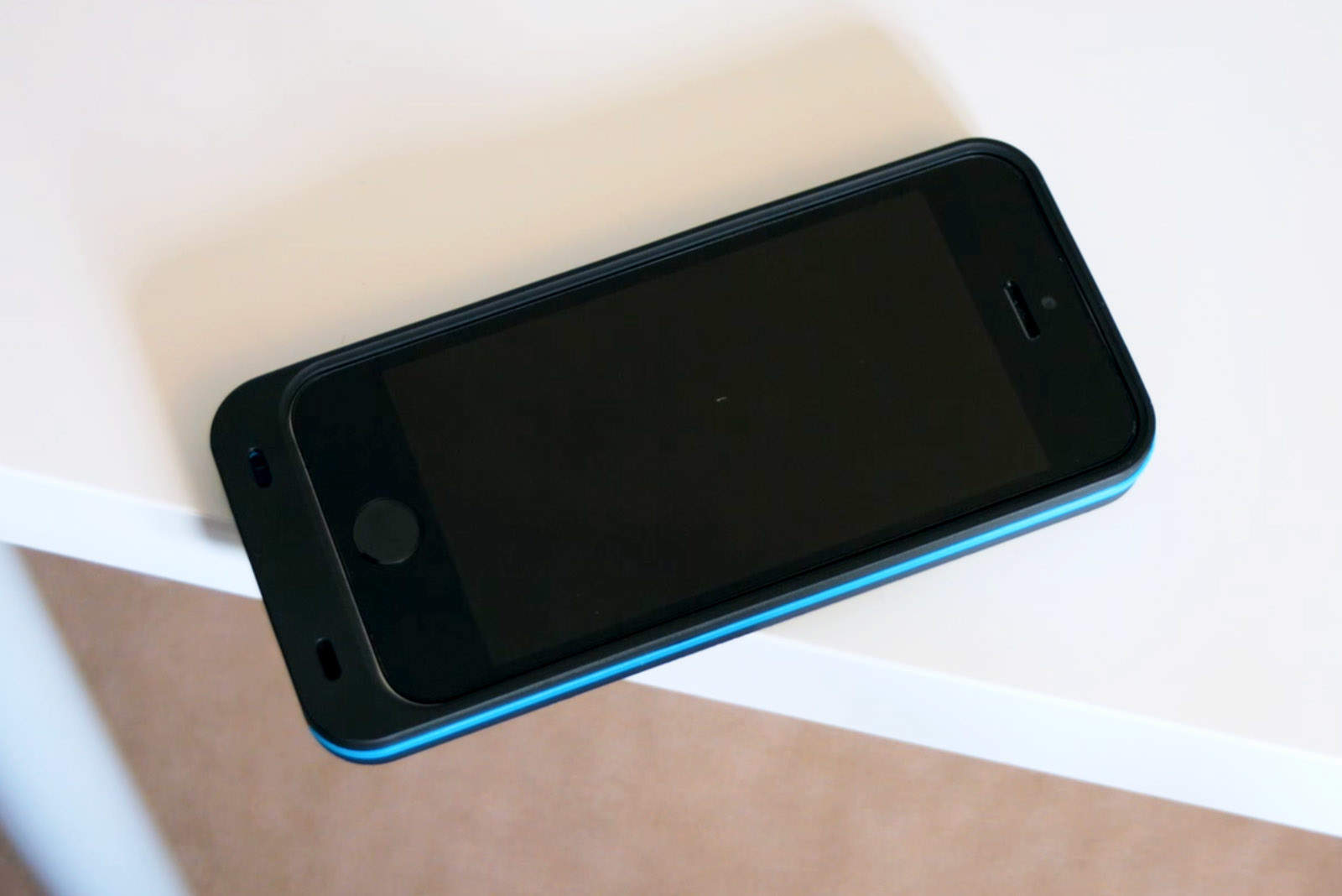 5 cases to keep your iPhone SE safe and stylish