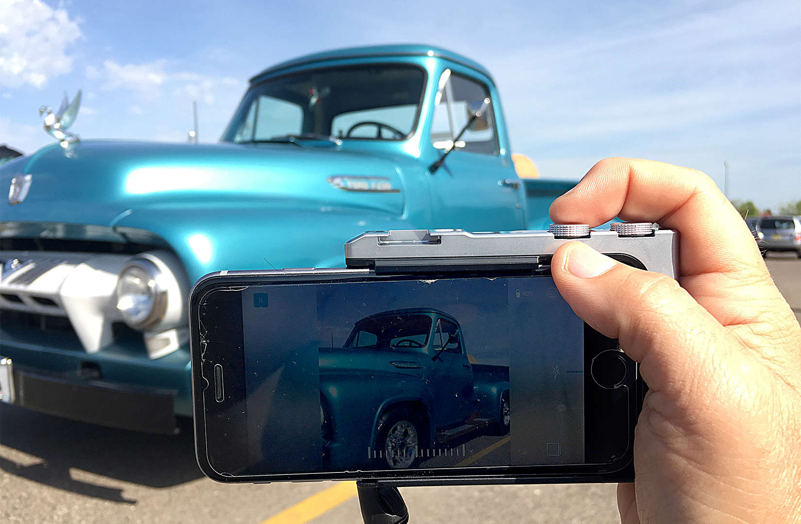 The Pictar One iPhone camera grip goes on sale today on mymiggo.com.