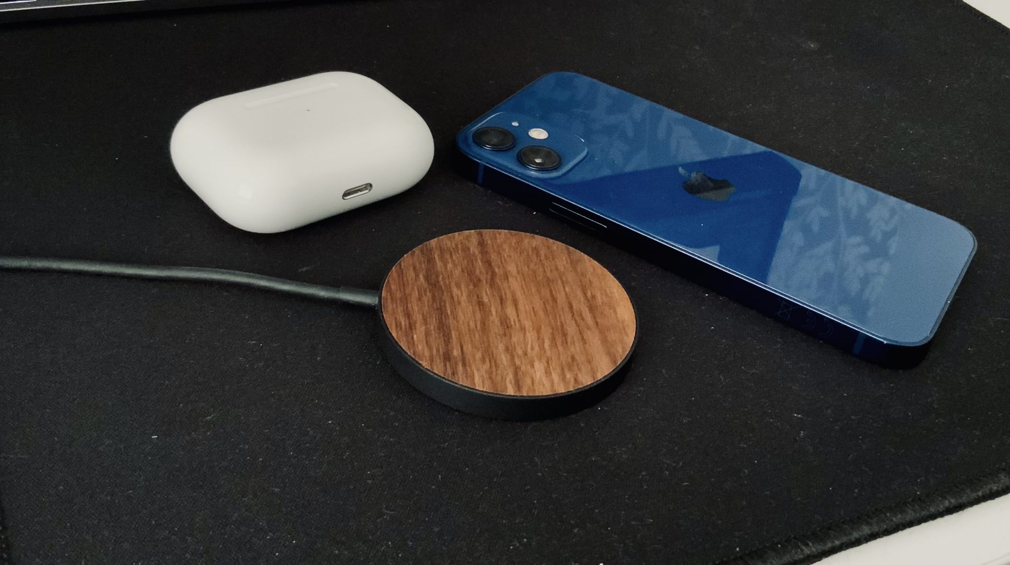 Wood MagSafe Charger is prettier, more affordable than Apple's [Review]