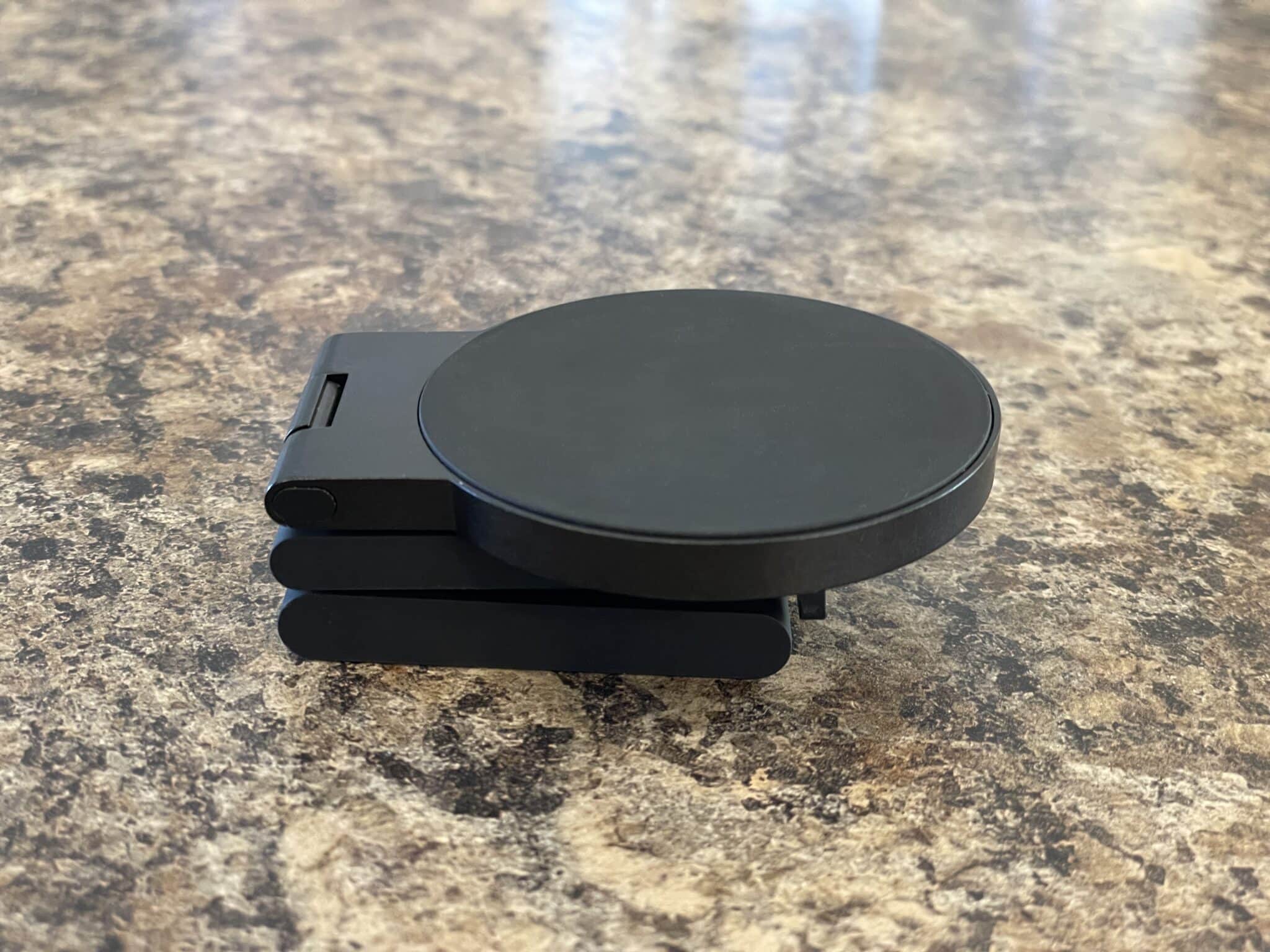 Belkin iPhone Mount review: Every display needs this MagSafe mount