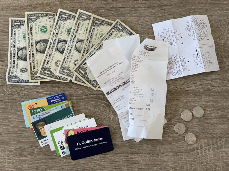 Untitled Folder Wallet by Nik Bentel [Review] | Cult of Mac