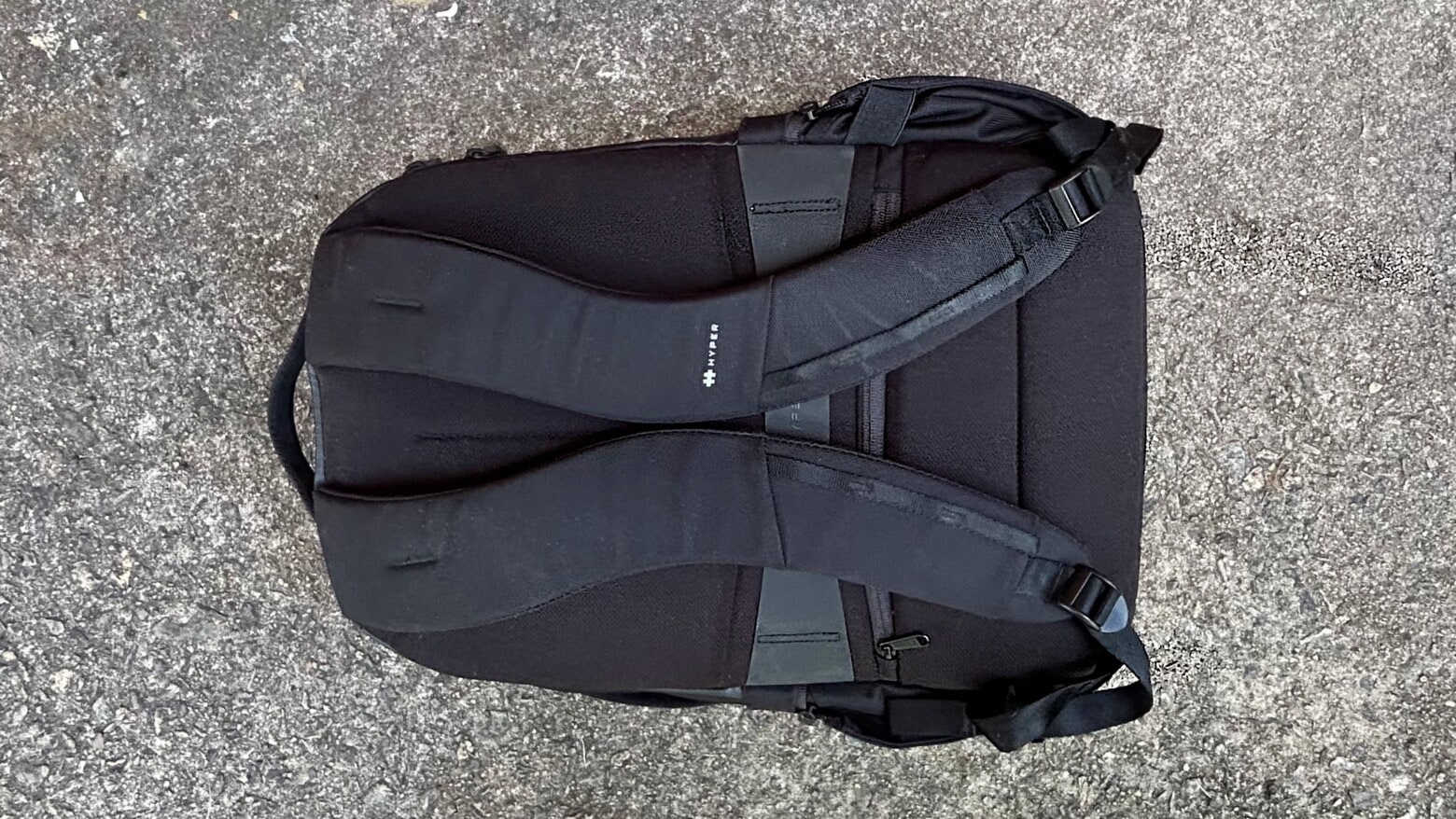 HyperPack Pro review: Backpack with Find My location tracking