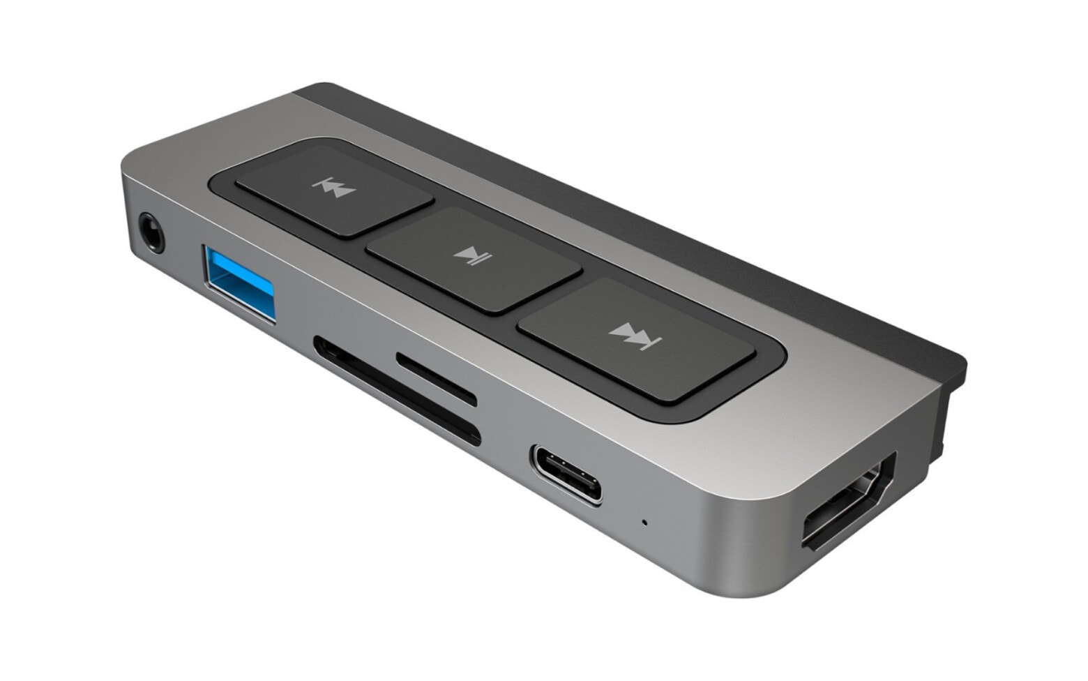 Best USB-C hubs for iPhone 15
