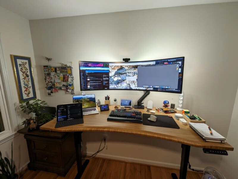 Would you go this wide with your external display? [Setups] | Cult of Mac