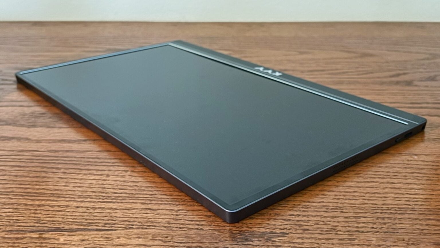 KYY K3-3 Portable Monitor review: Beautiful, affordable 4K screen