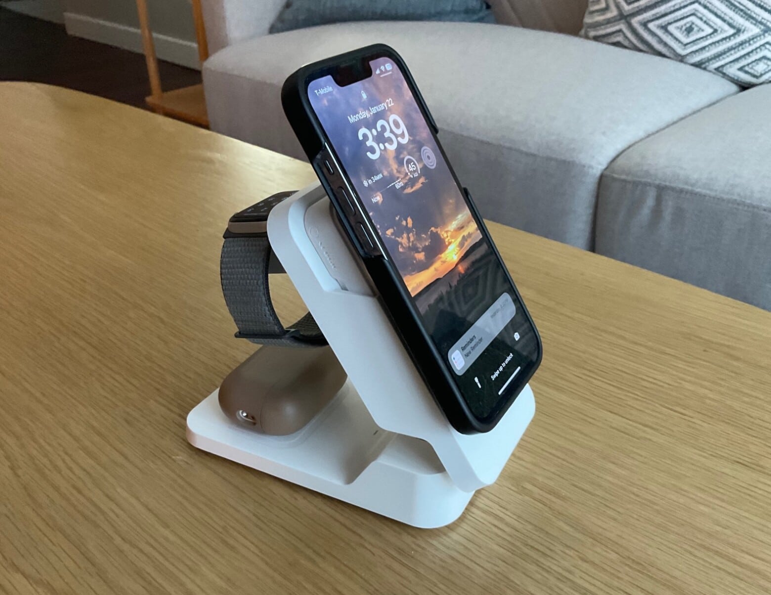 Matrix Ultimate charges your gadgets at home and on the go [Review ...