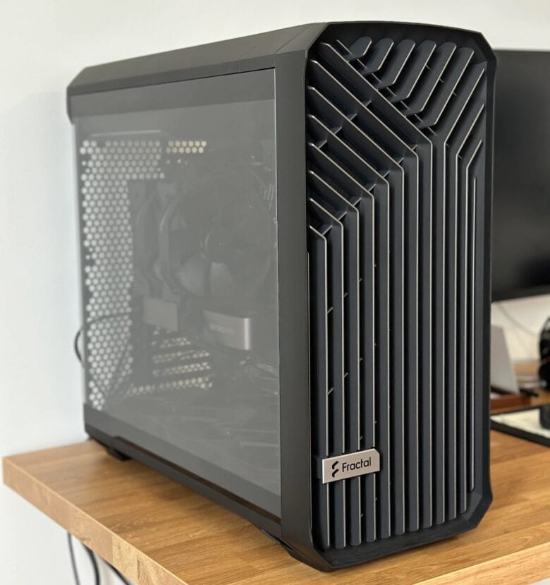 No regrets on move from monster PC to M3 MacBook Pro [Setups] | Cult of Mac