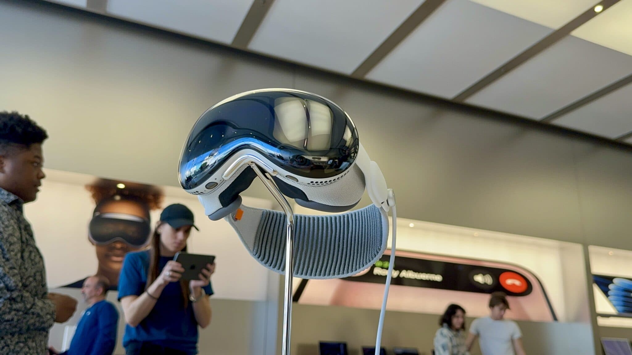 Why you absolutely should get an Apple Vision Pro demo | Cult of Mac