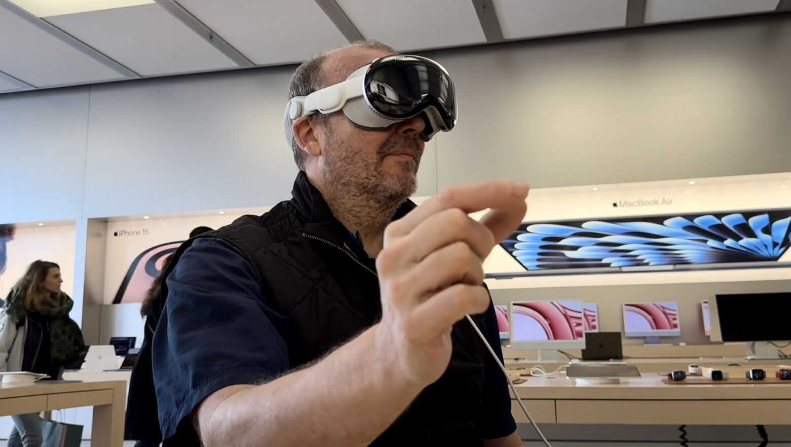 Apple Vision Pro unboxing and first impressions | Cult of Mac