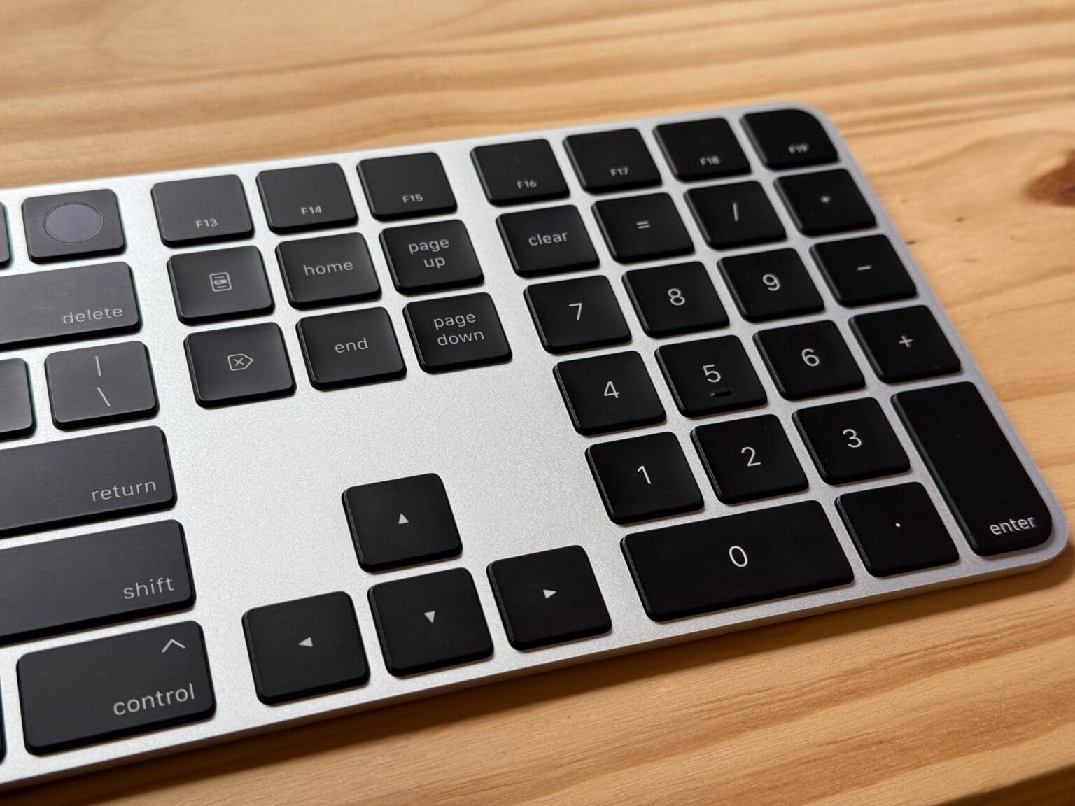 New Apple Magic Keyboard with USB-C and Touch ID review | Cult of Mac