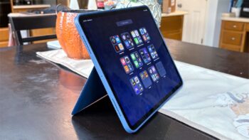OtterBox Statement iPad case review: Thin protection with perks | Cult ...
