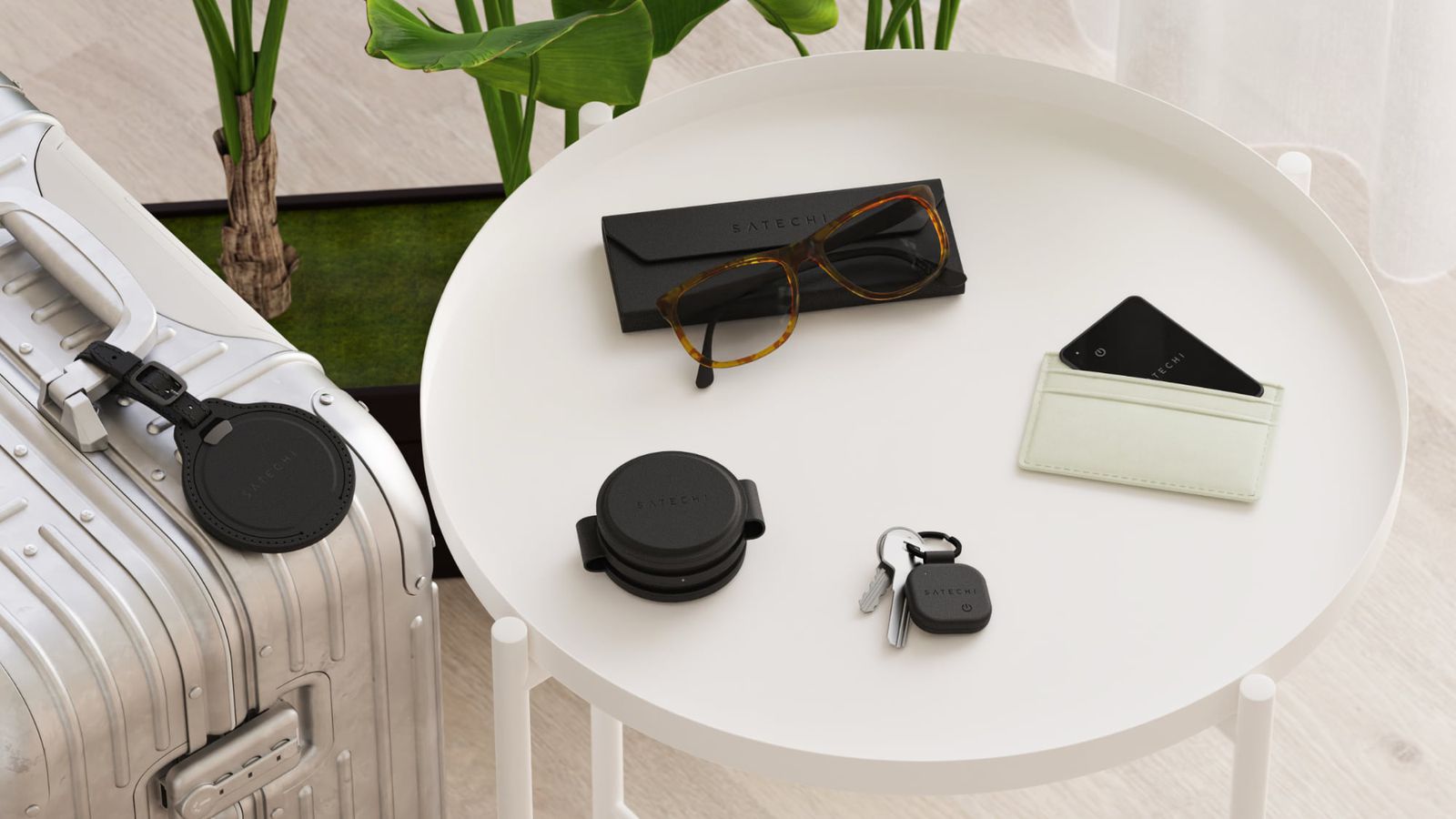Satechi expands FindAll accessories, including eyeglasses case | Cult of Mac