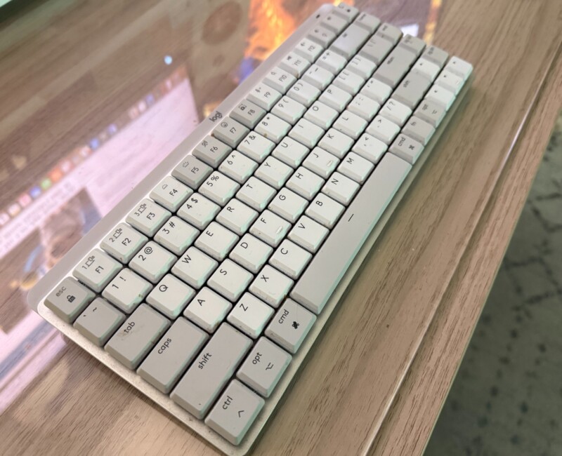 Logitech MX Keys mini vs. Apple Magic Keyboard | Cult of Mac