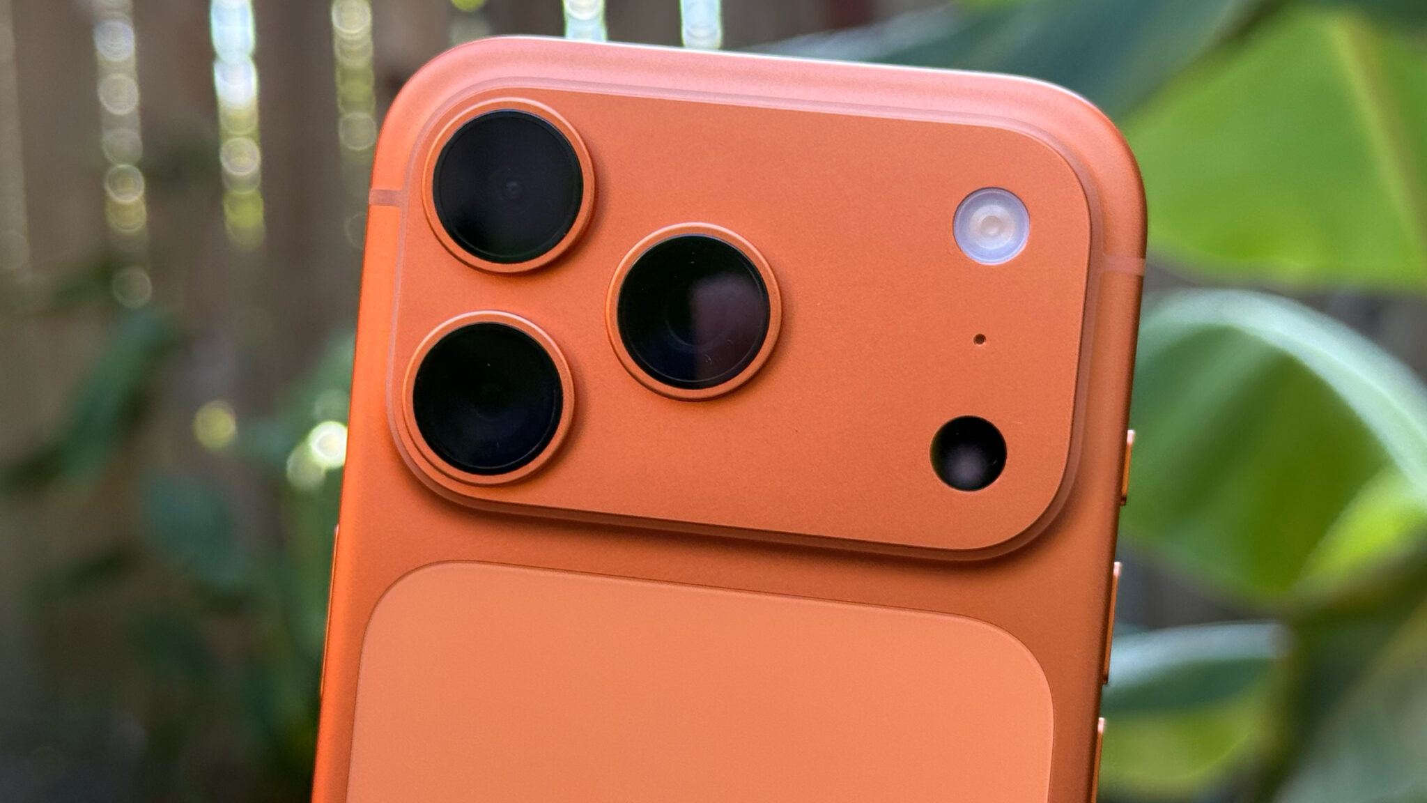 Cosmic orange iPhone Pro looks undeniably bold! | Cult of Mac