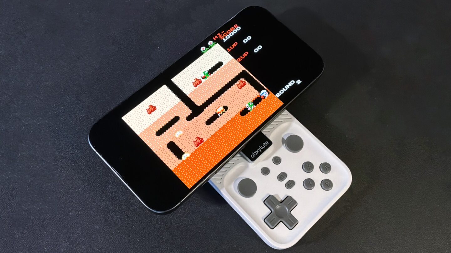 Abxylute M4 iPhone game controller review: So tiny but so fun | Cult of Mac